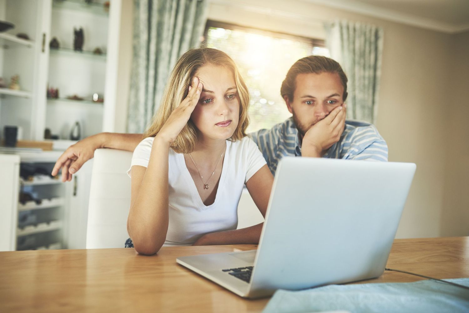 Håll koll på ekonomin innan under och efter relationen | Hypoteket